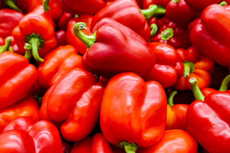 Want to reduce your dementia risk? Eat these 4 foods, says new study