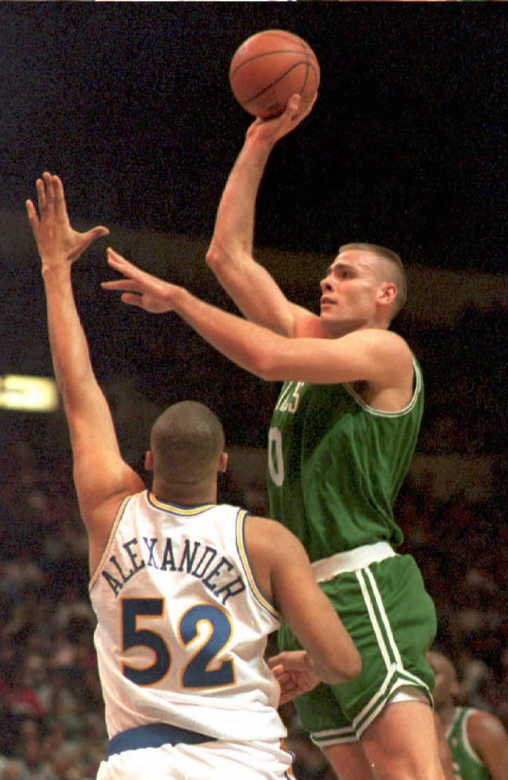 Golden State Warriors jersey history - No. 52 - Victor Alexander (1991-95)