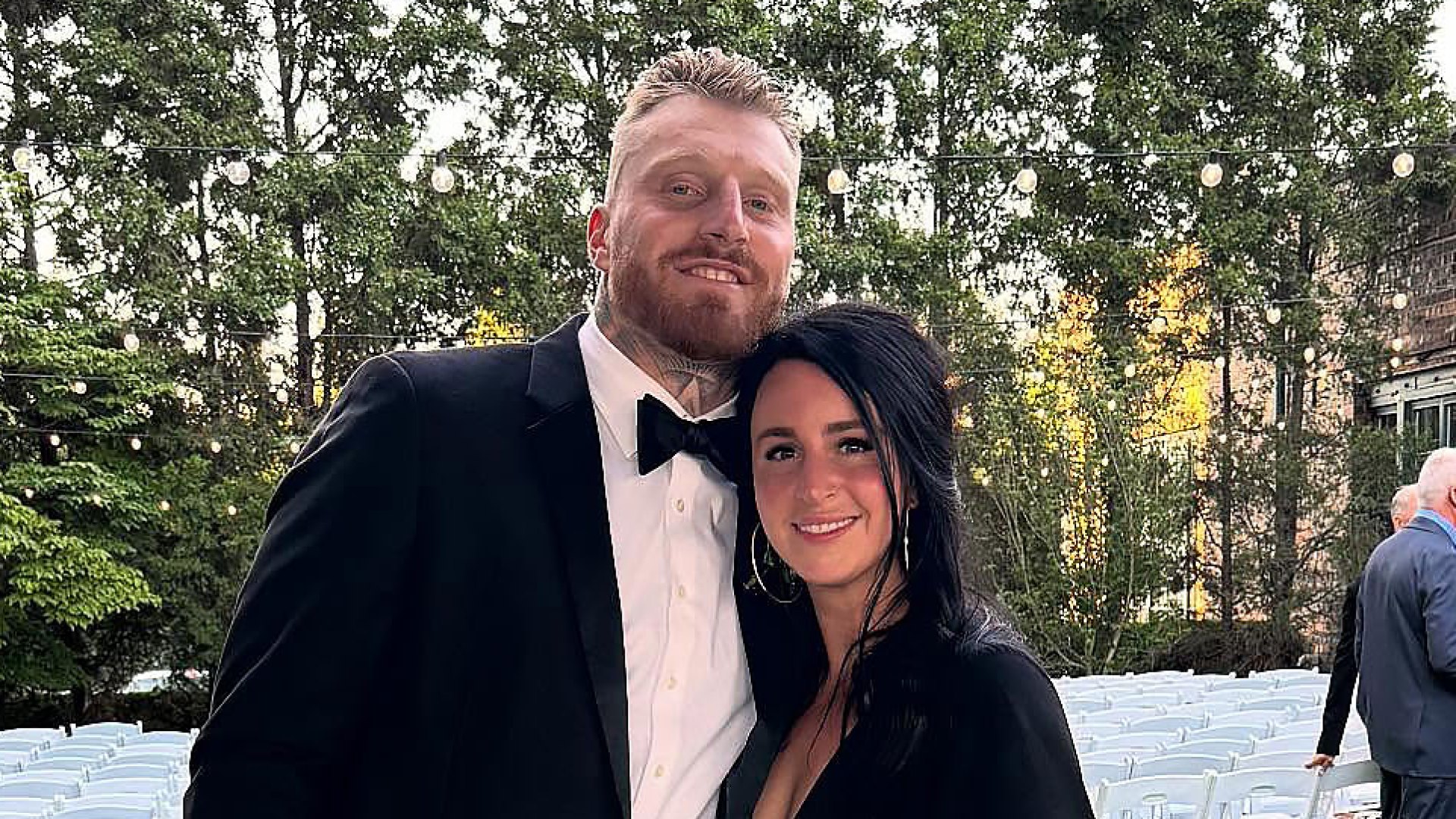 Maxx Crosby's wife reacts to stunning news of his failed physical ...