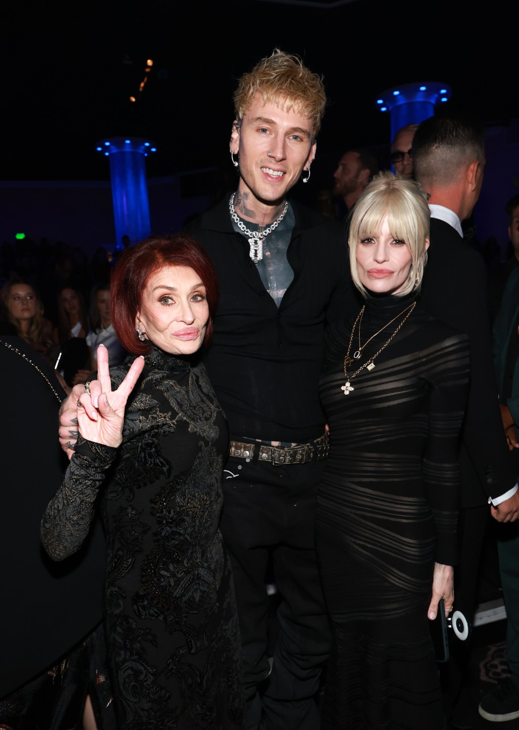 ‘Horrifying’ photos of Kelly and Sharon Osbourne have left friends ...