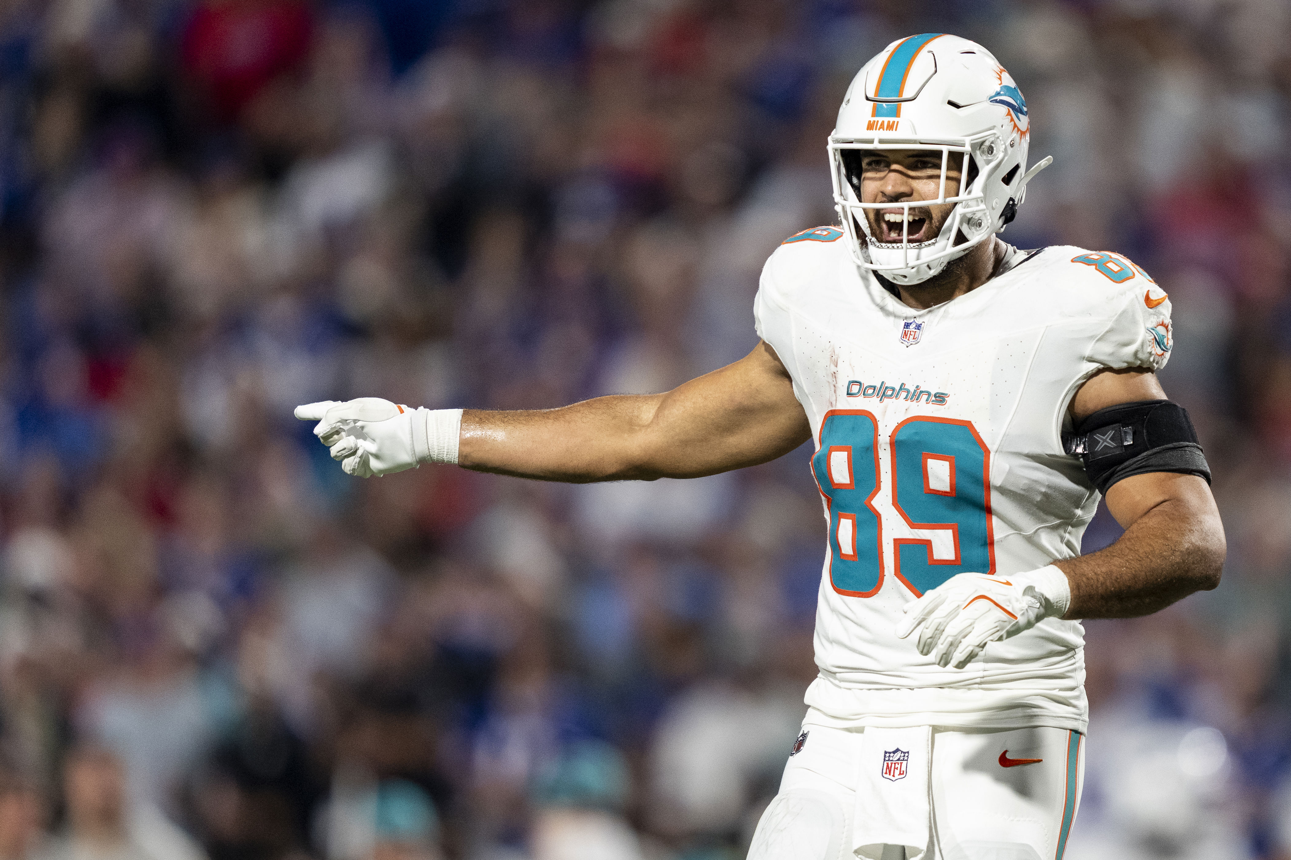 What signing Julian Hill, Mike Brown means for the Patriots