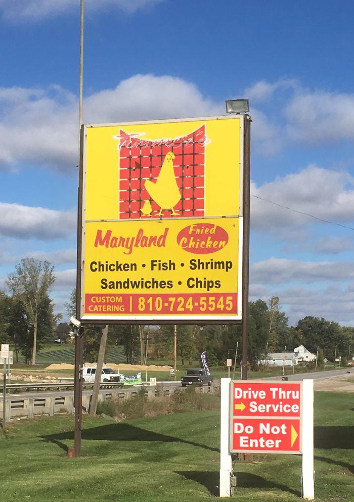 This person eats at the last locations of nearly defunct restaurant chains