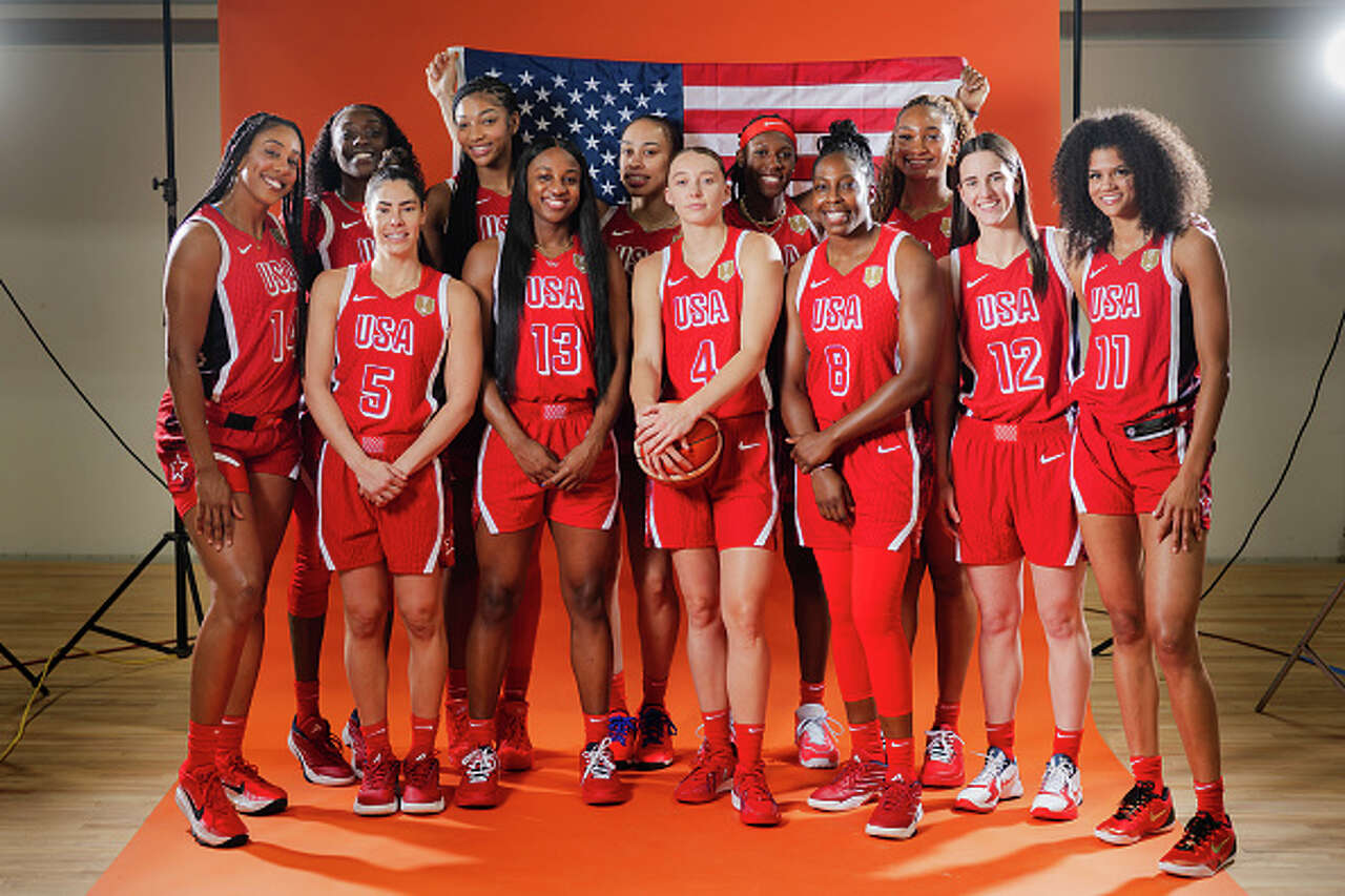 Caitlin Clark dazzles, Team USA women's basketball dominates Senegal in ...