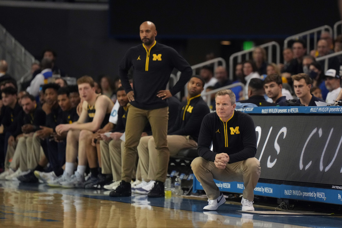 Oregon State makes head coach decision after moving on from Wayne Tinkle