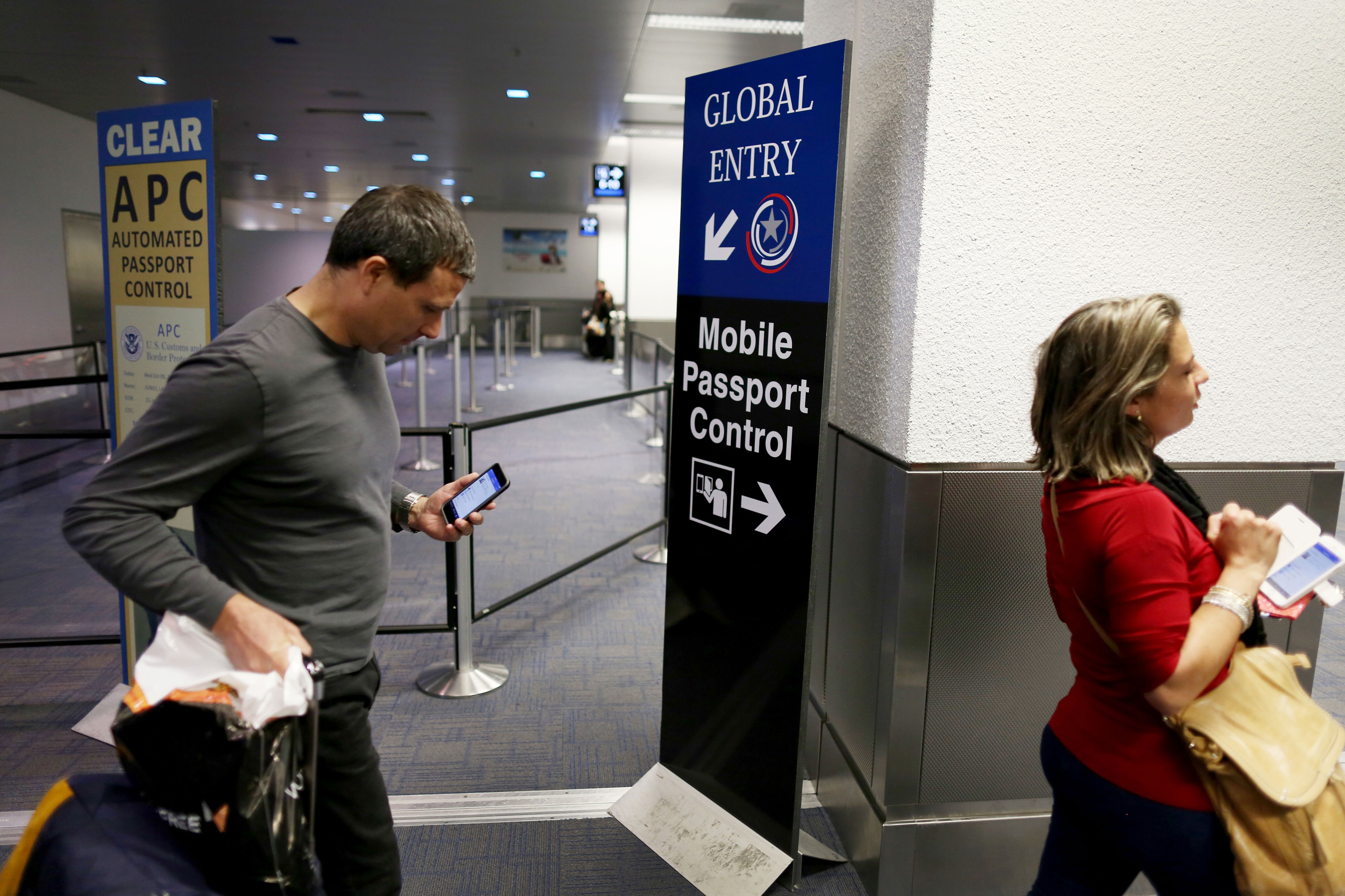 Global entry update as program restored during shutdown