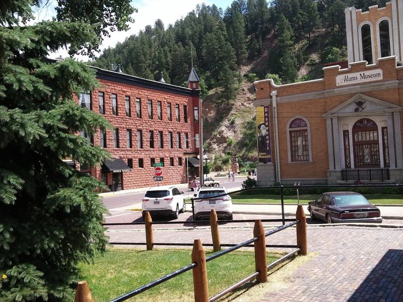 13 small towns that were once the richest places in America