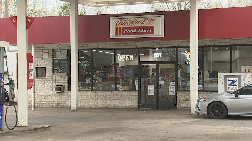 Family sues convenience store after assault leaves man with brain ...