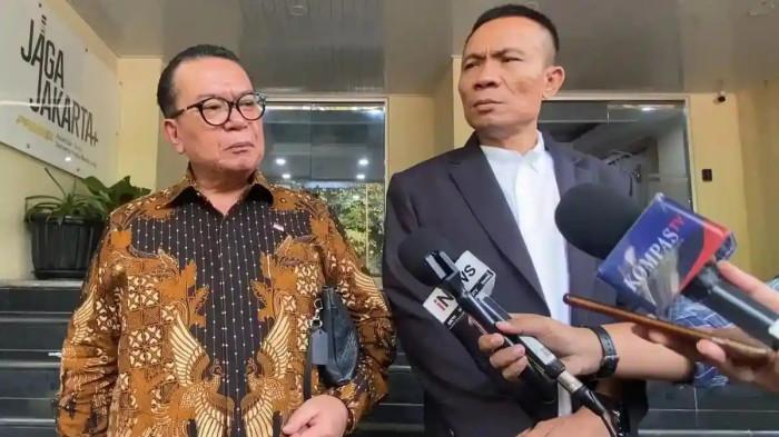 Profil Jahmada Girsang yang nyaris adu jotos dengan Refly Harun, Roy ...