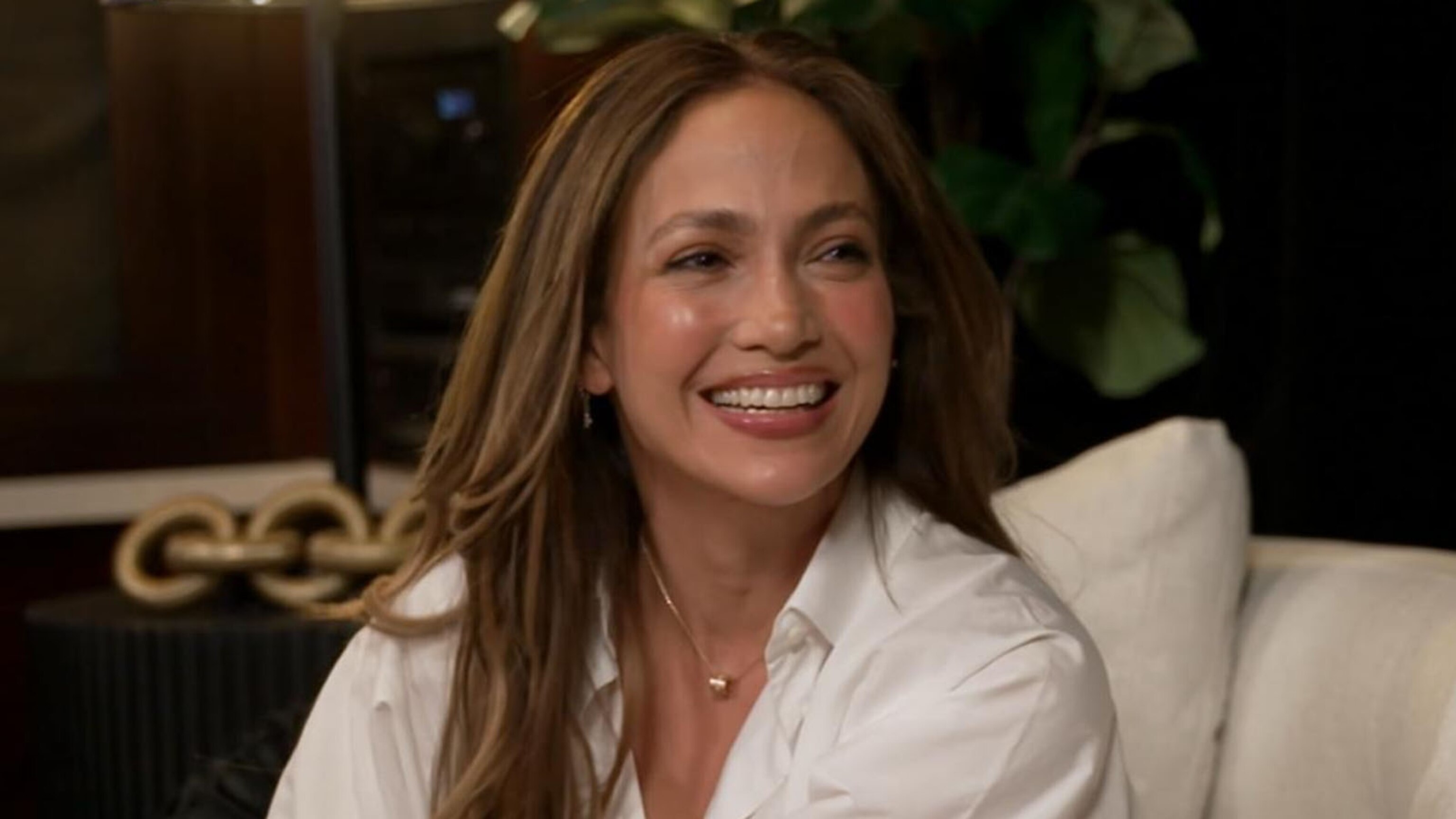 Behind the scenes with Jennifer Lopez as she prepares for her Las Vegas ...
