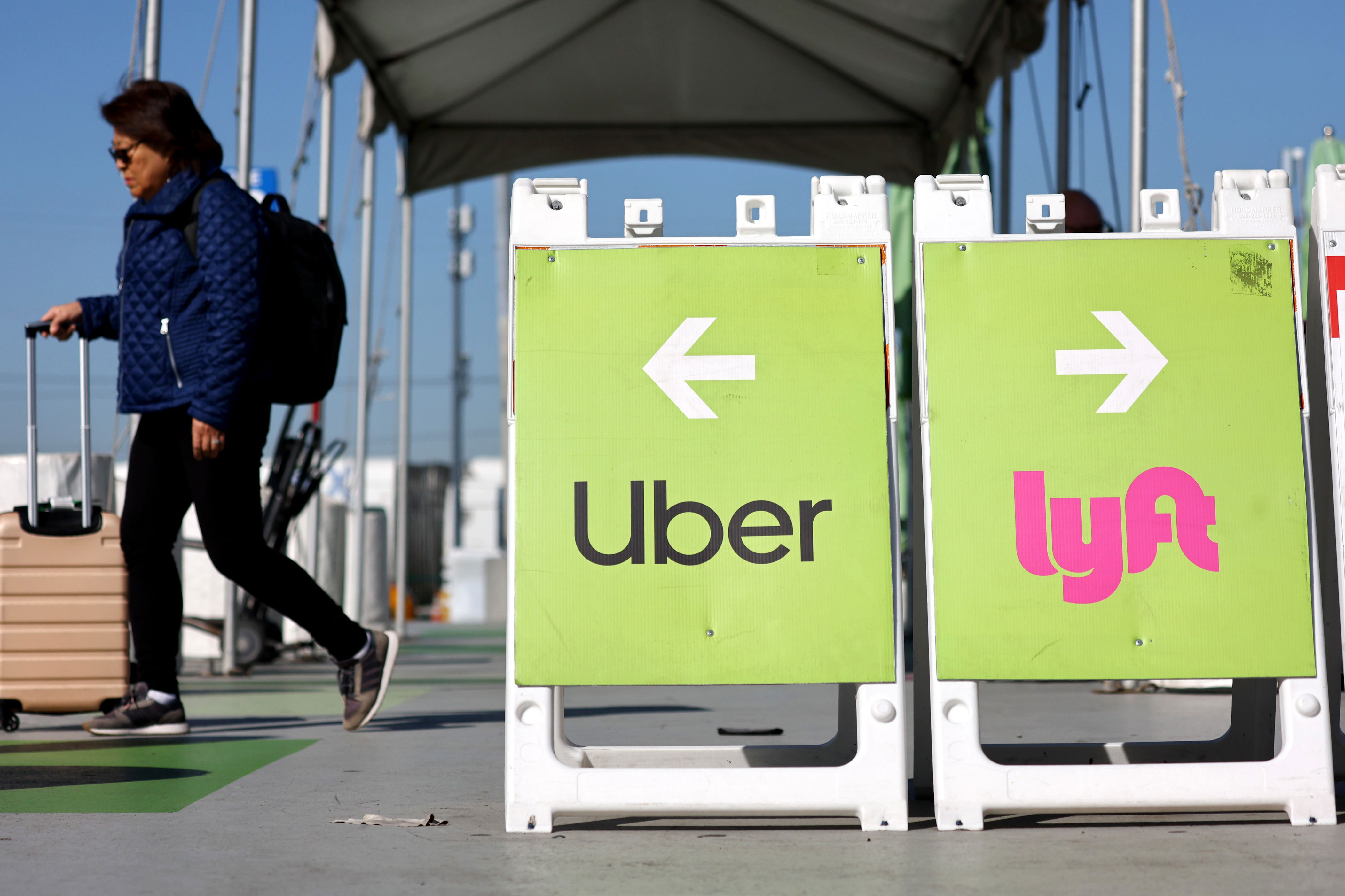 Bungling LAX commissioners drive up Uber costs