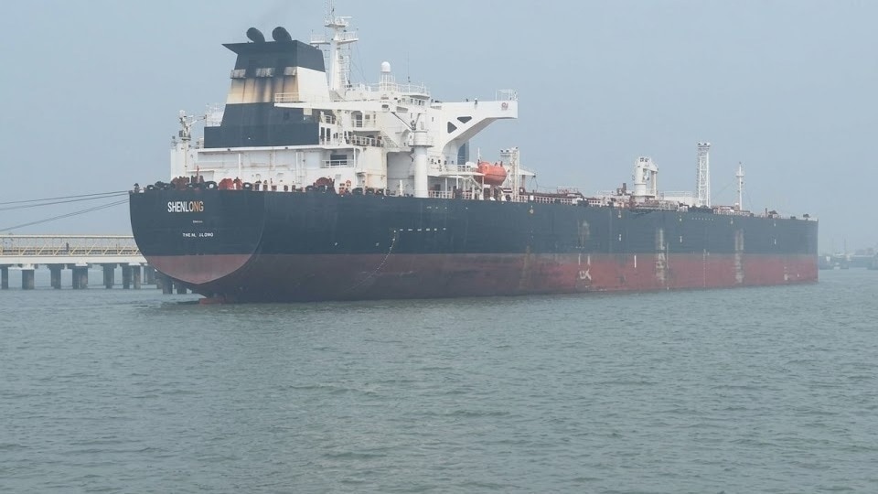 First oil tanker to India crosses Strait of Hormuz, arrives at Mumbai port