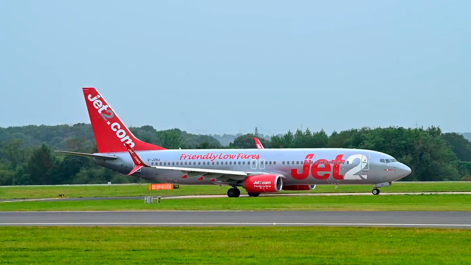 Jet2 aircraft rejects takeoff on the runway