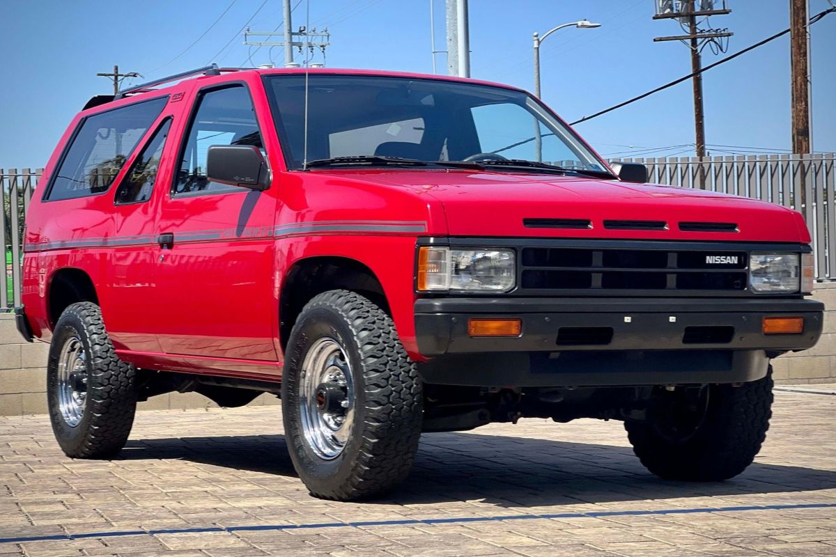 This 37-year-old Nissan Pathfinder has fewer than 900 miles