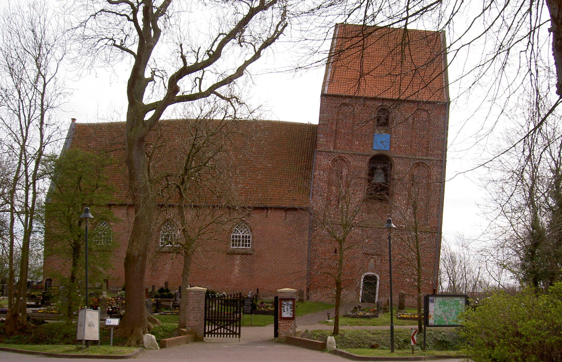 In pictures: Lopsided buildings around the world