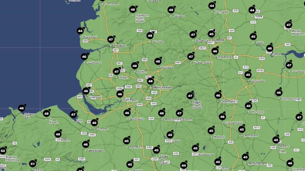 Met Office wind warning hits Greater Manchester