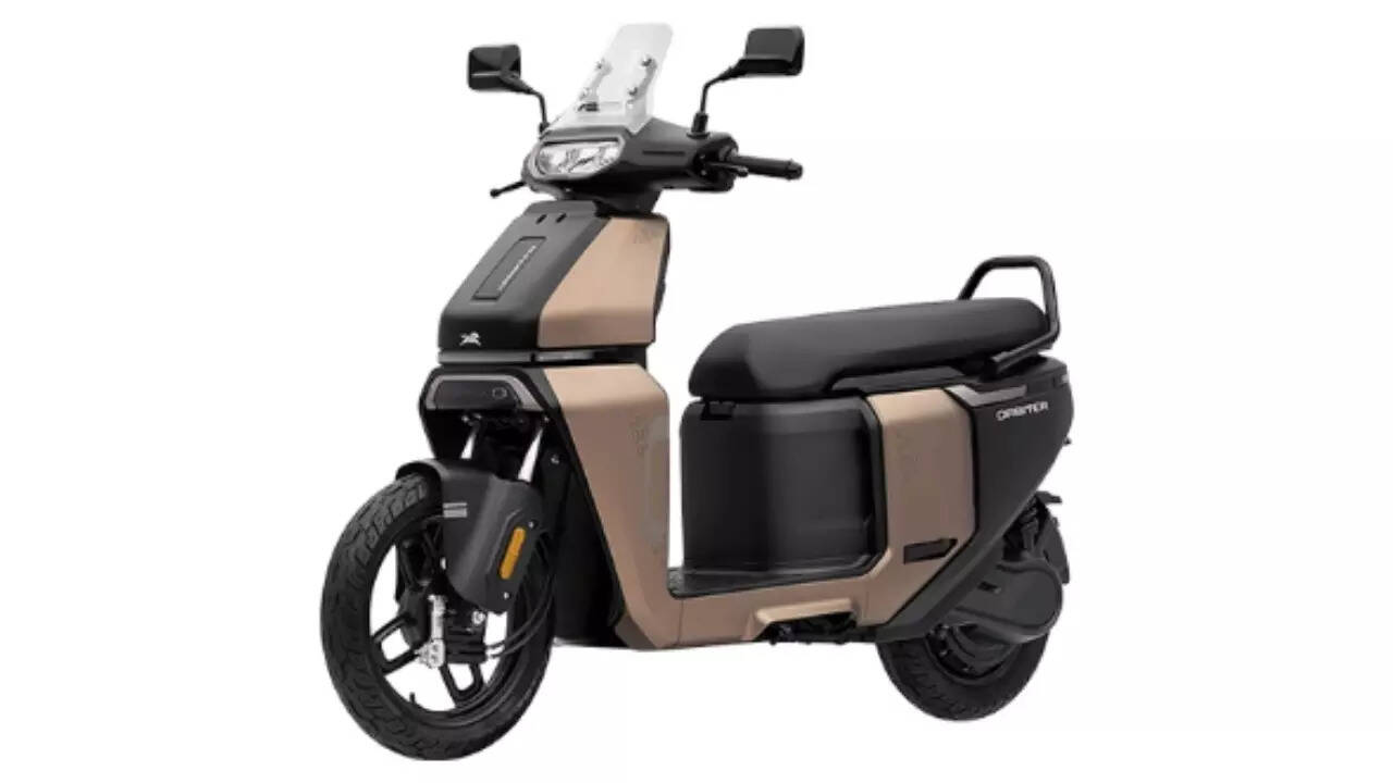 TVS Orbiter e-scooter now costs just Rs 49,999! BaaS rental, range etc ...