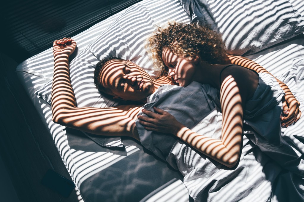 Expert reveals best and worst sleeping positions for your posture