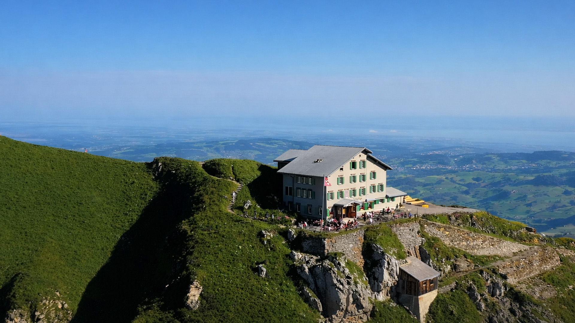 Who built a house on this mountain edge?
