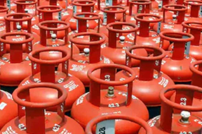 Want your gas cylinder to last longer? 10 simple kitchen habits can ...