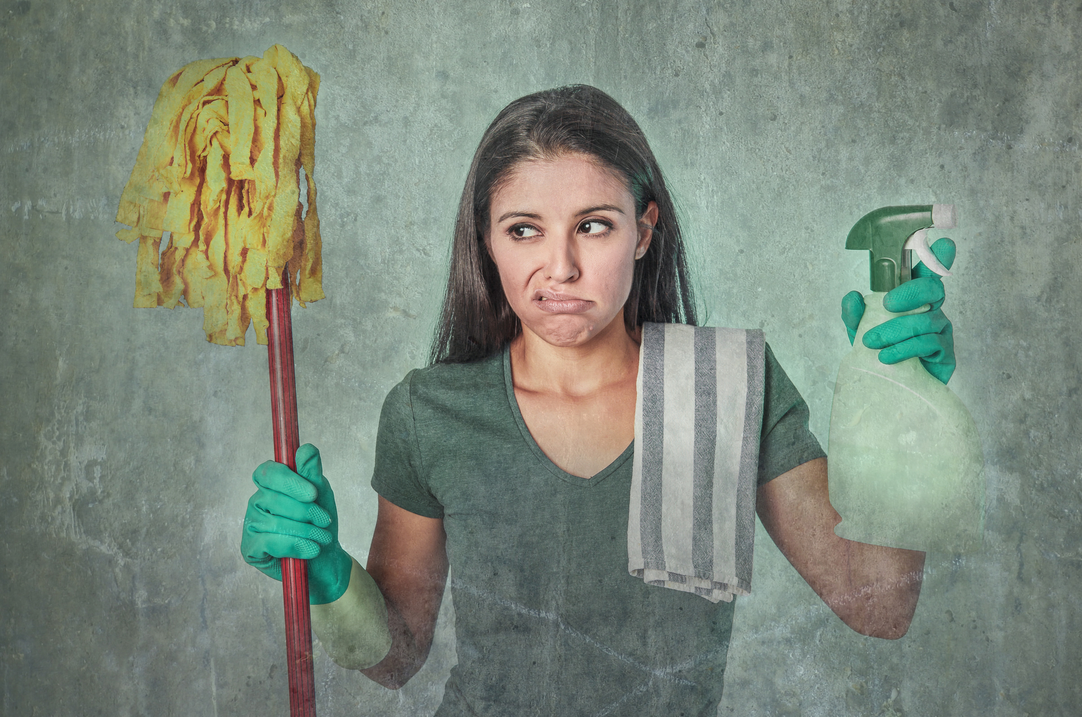 Asking Eric: Girlfriend’s neighborly conversations irk boyfriend