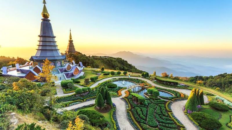 15 best destinations in the world for first-time backpackers