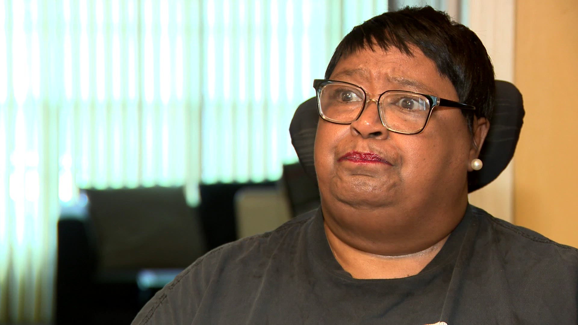 Jackson woman has warning about door kick challenge