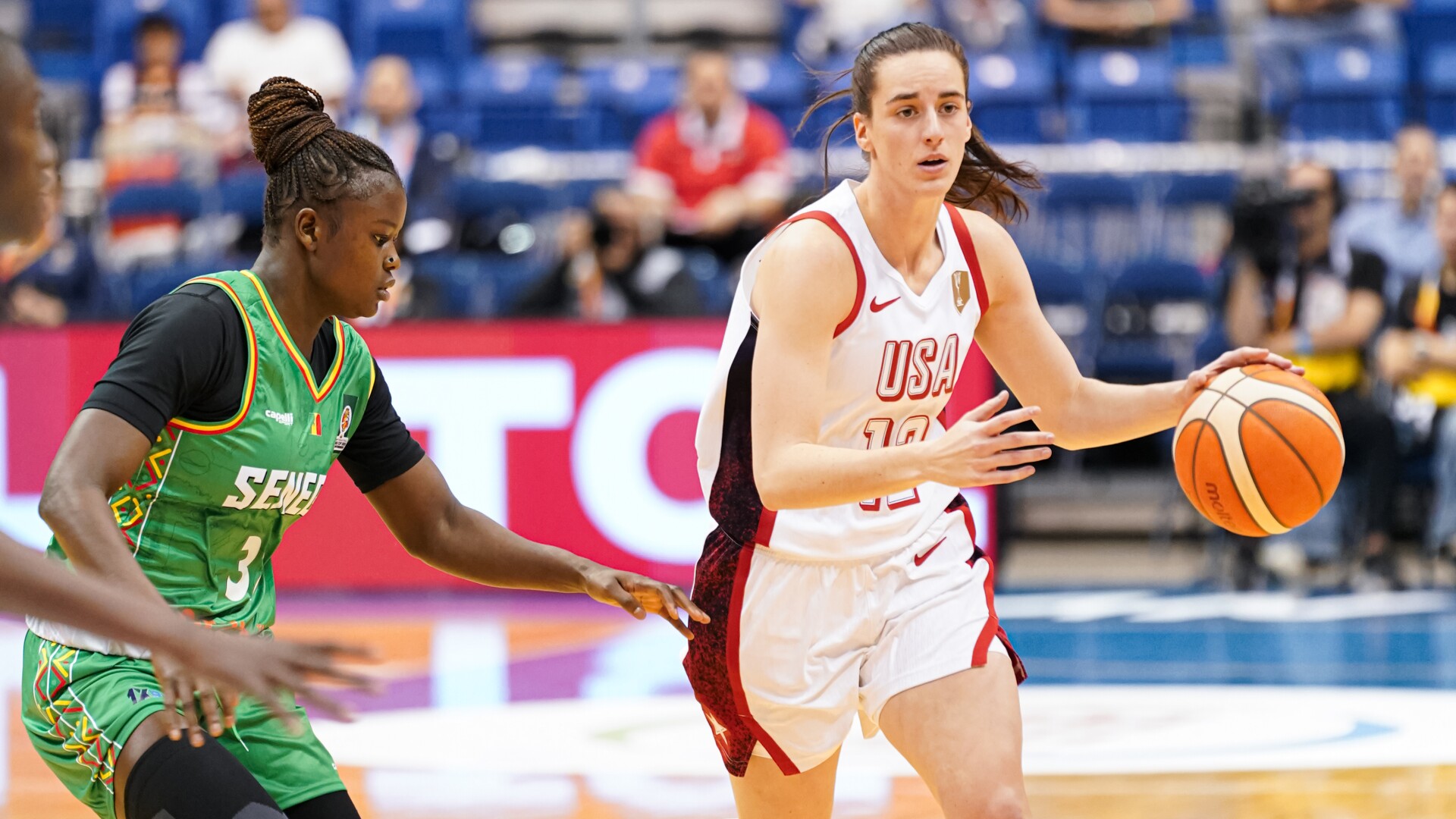 Caitlin Clark grades her USA Basketball senior national team debut