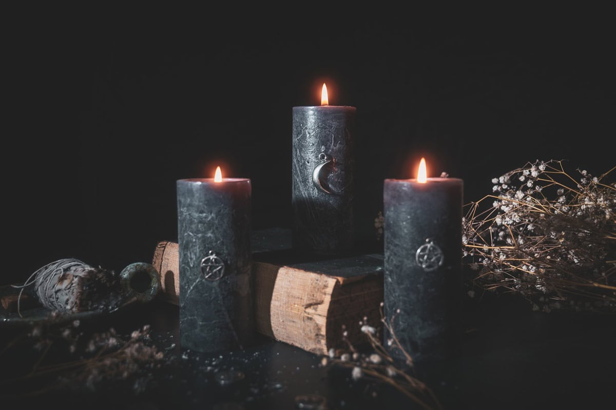 Everything you should know about candle magick