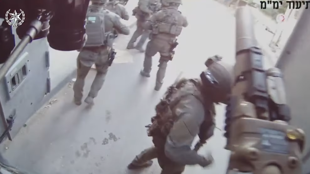 Real footage of Israeli commandos rescuing hostages inside Gaza