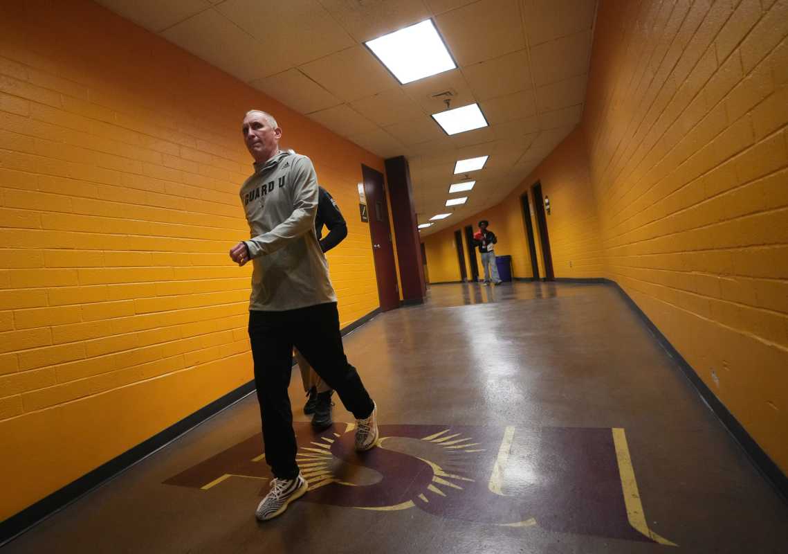 Bobby Hurley linked to 4 head coaching jobs after Arizona State exit