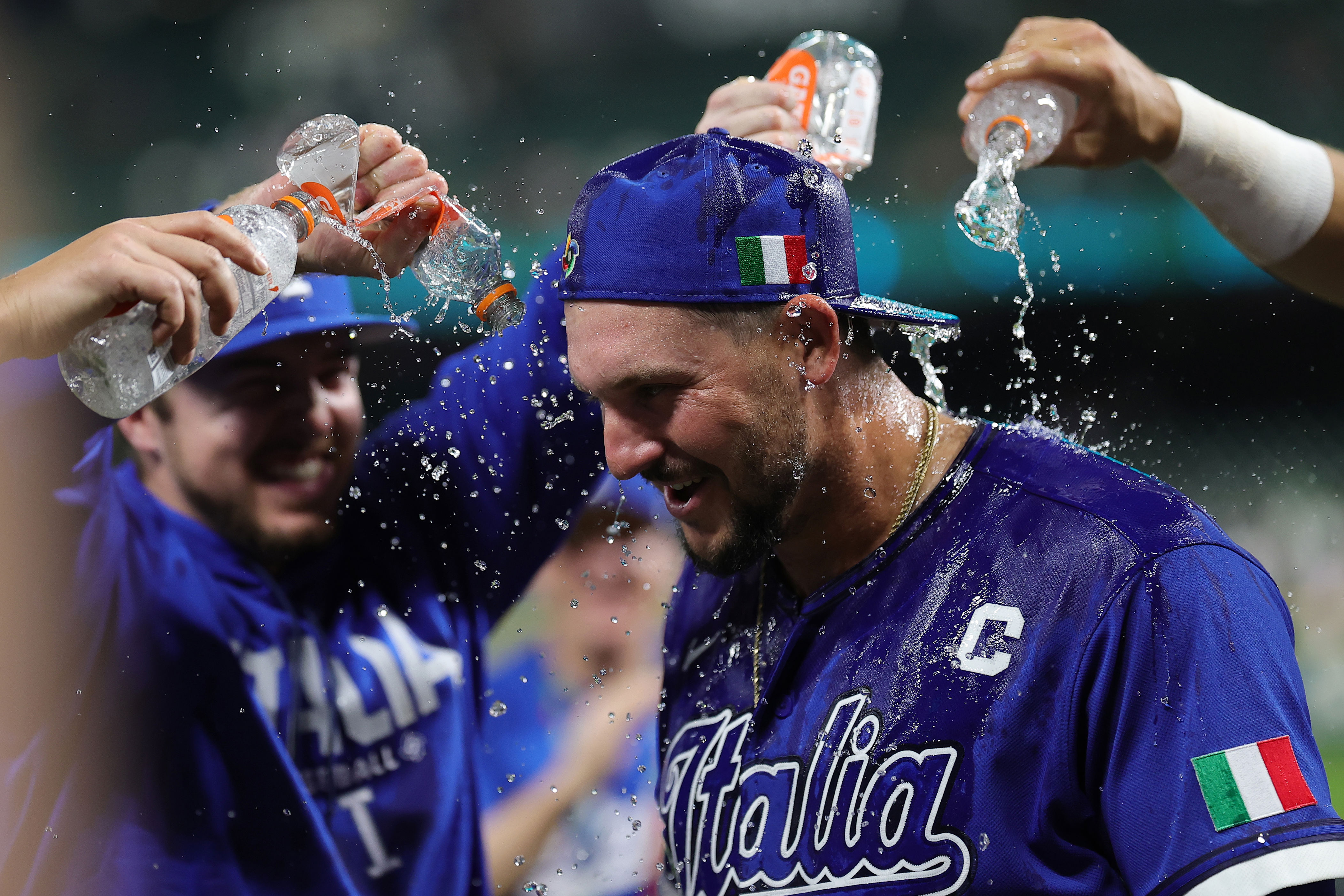 WBC wrap-up: Italy rules, knockout round set