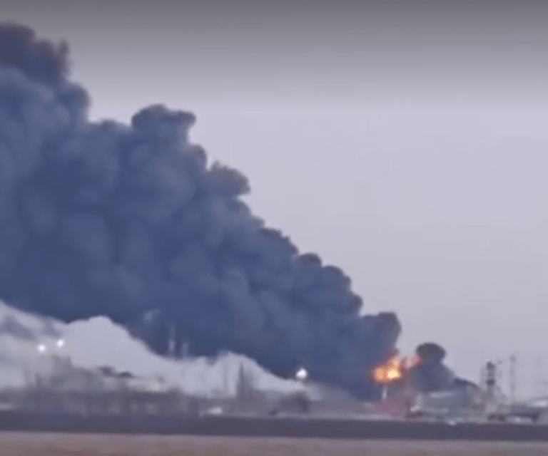 'Fuel tanks are burning' — Major Russian oil hub ablaze after Ukrainian ...