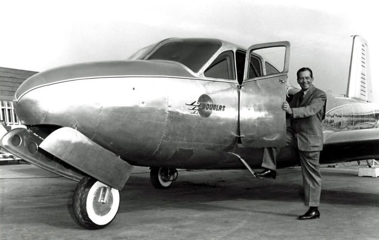 Today in aviation history: First flight of the Douglas Cloudster II