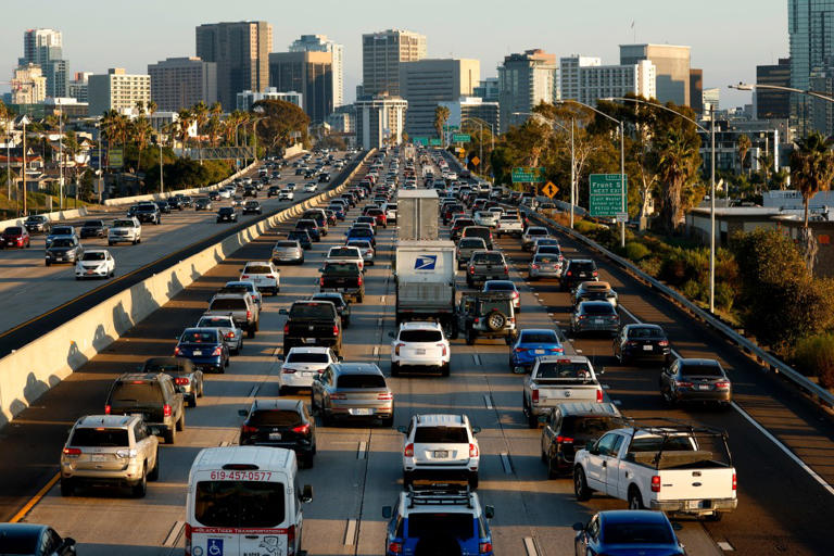 Trump’s EPA moves to kill Gavin Newsom’s EV mandates for good — with ...