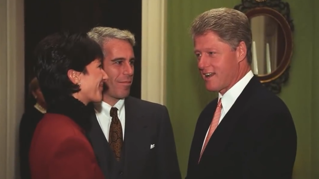What Ghislaine Maxwell learned from a spy father - and used on Epstein ...