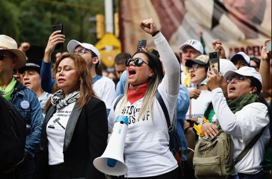 Transportistas y campesinos convocan paro nacional: amenazan con ...