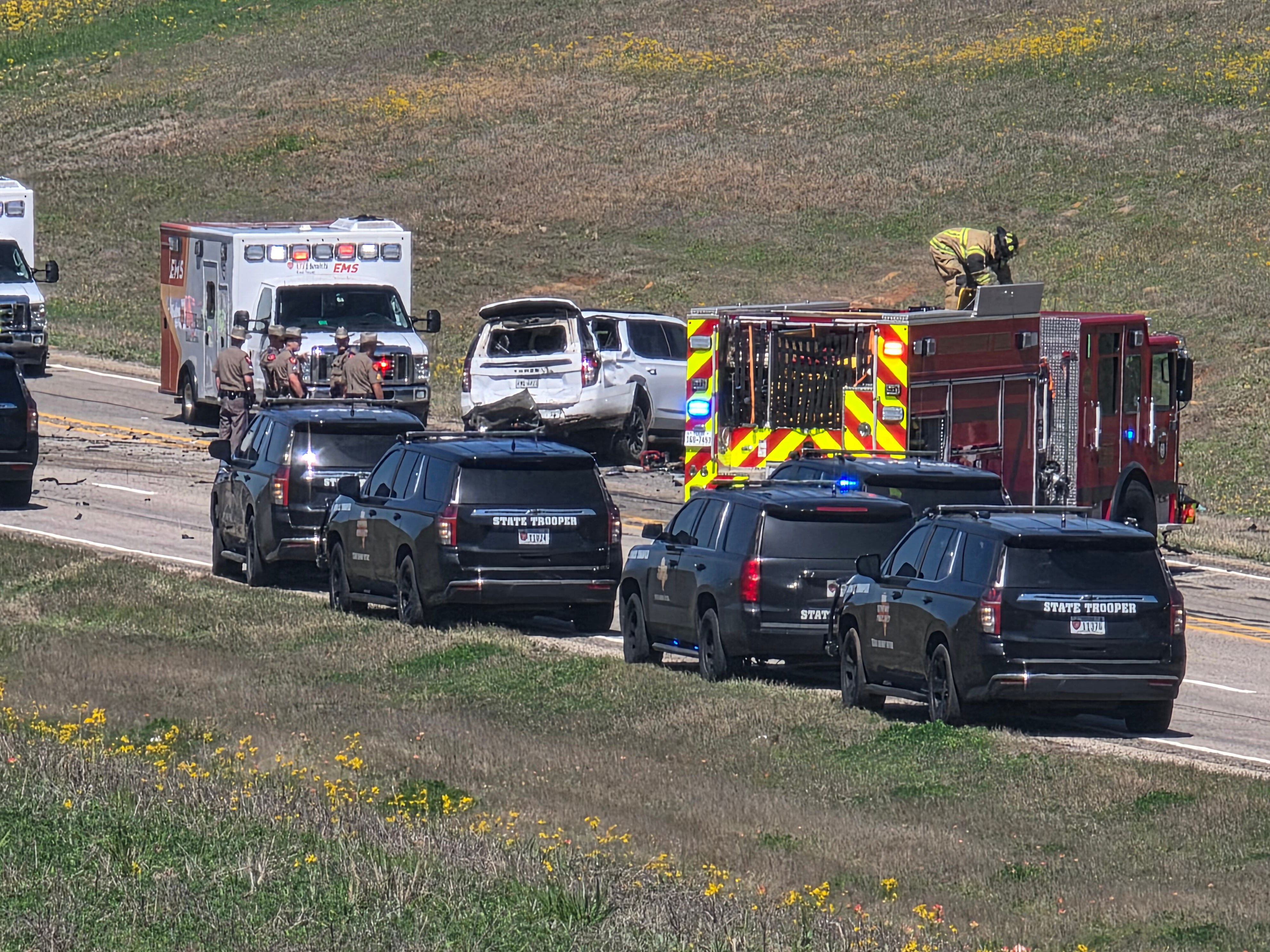 1 killed in multi-vehicle crash involving 18-wheeler on Toll 49