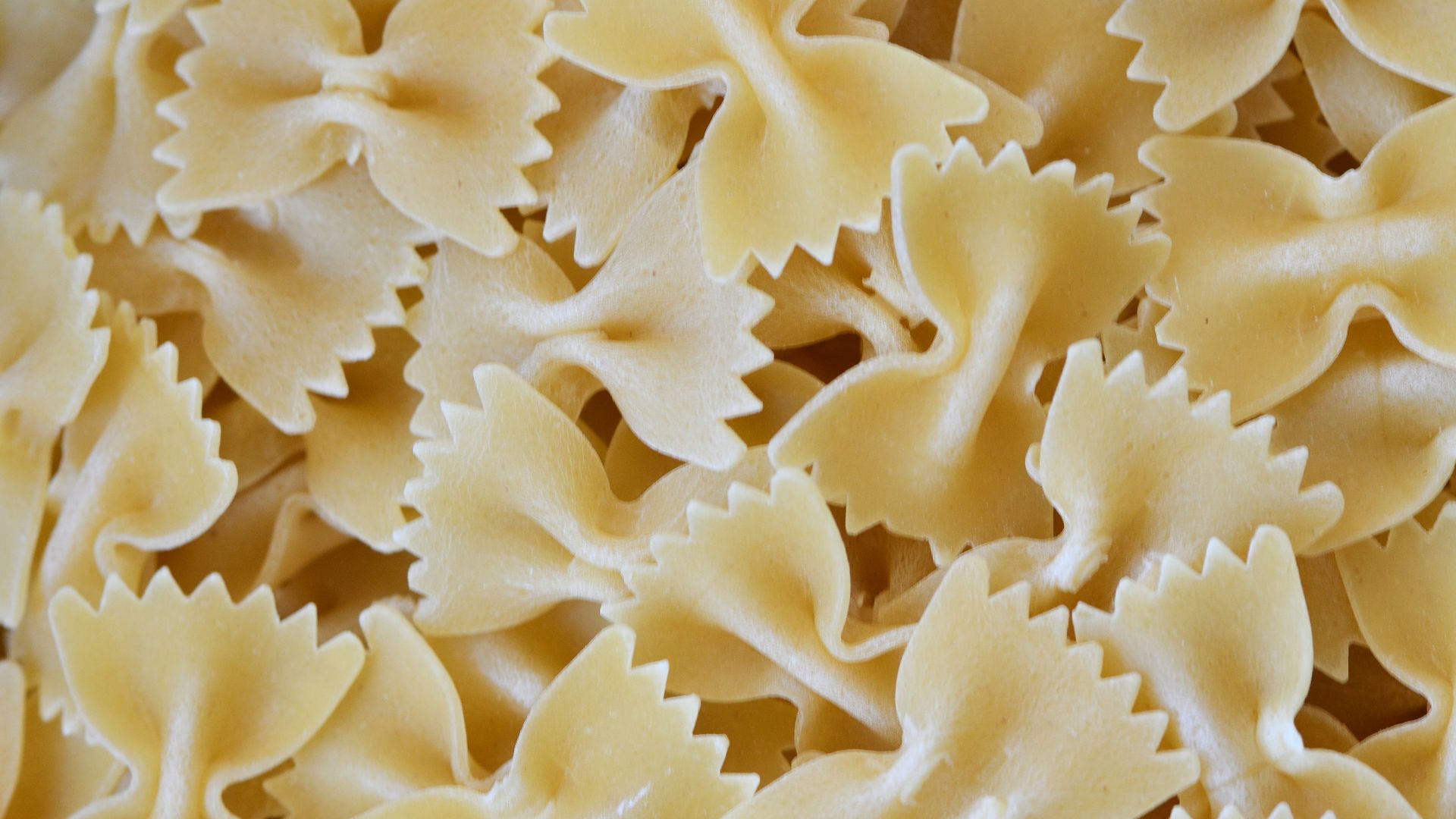 10 foods you can eat well past the 'best by' date & 10 you really shouldn't