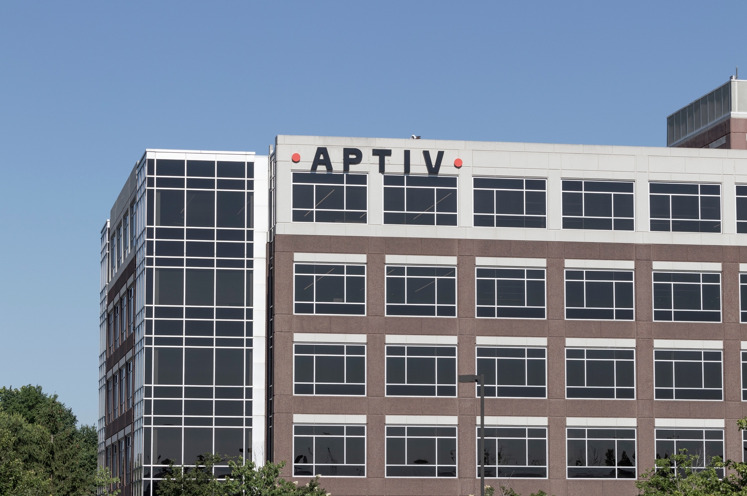 Aptiv's Versigent spin-off will unlock value for shareholders -- UBS