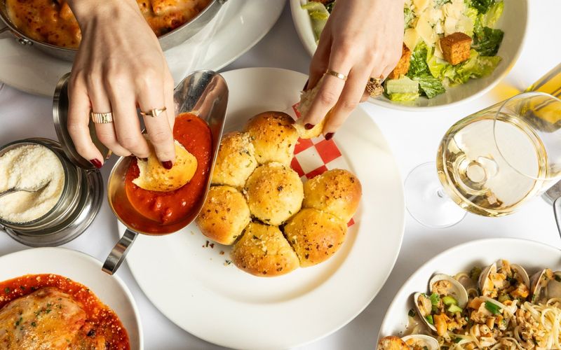 These are the new restaurants in Chicago that food lovers are talking about