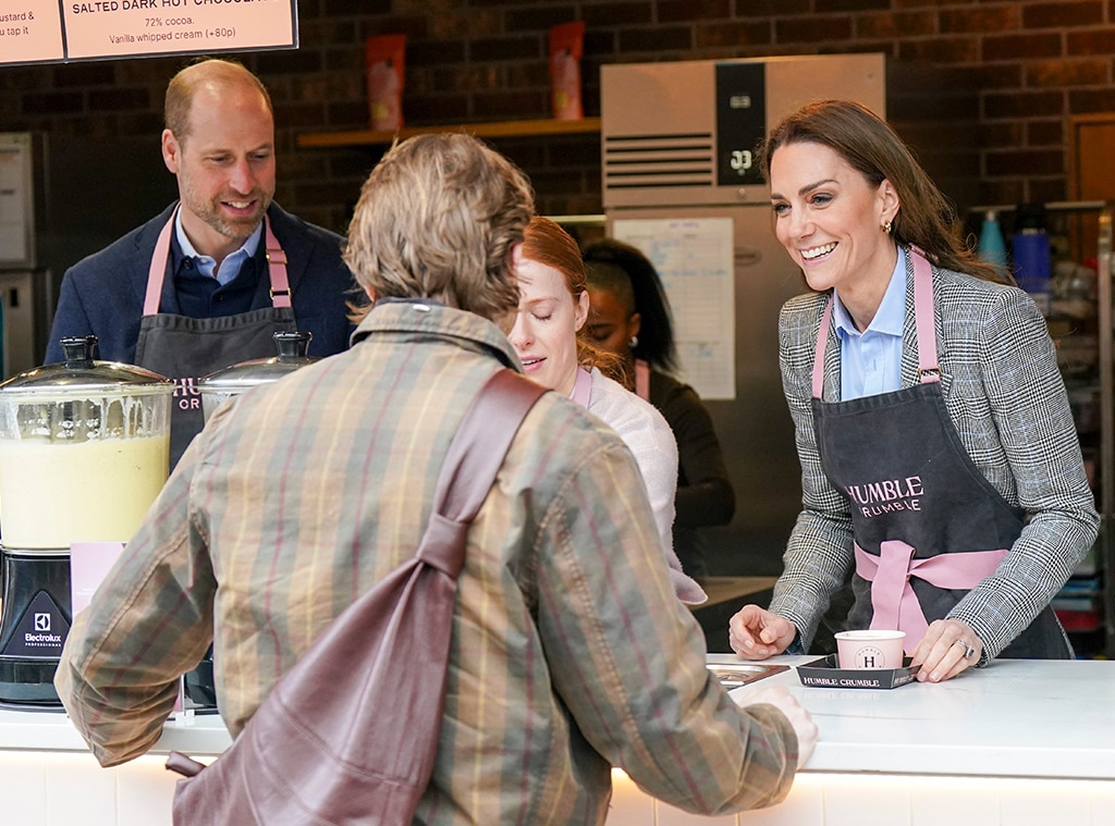 Prince William, Kate Middleton surprise tourists at Borough Market