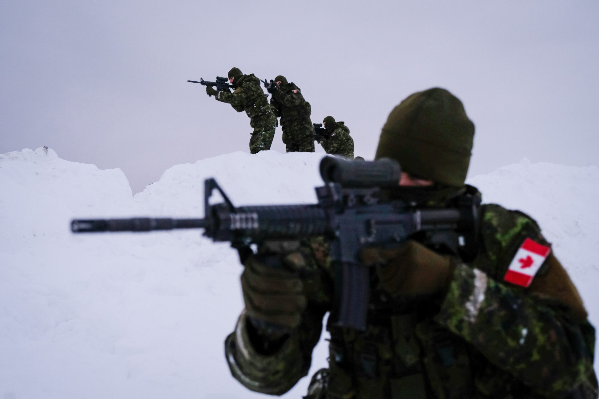 Rising tensions push Canada to prepare for a US clash