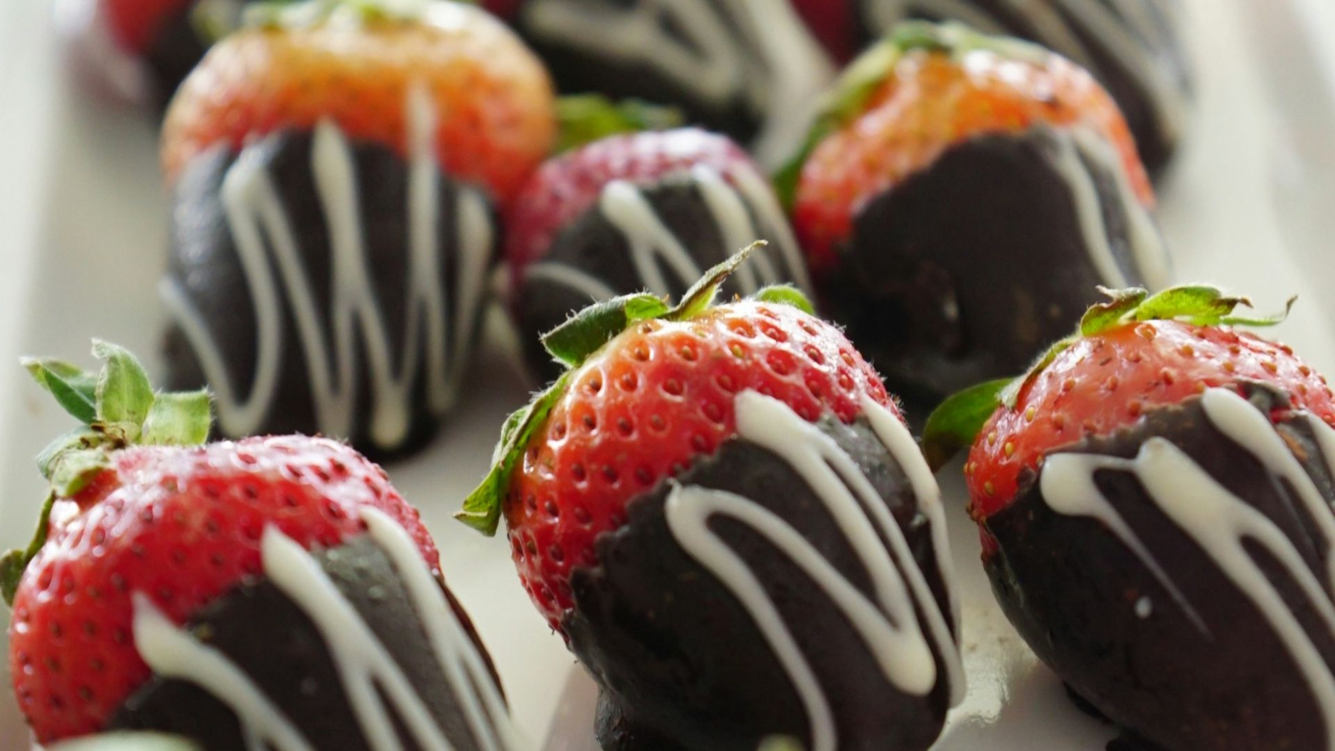 20 low-glycemic desserts for seniors managing type 2 diabetes