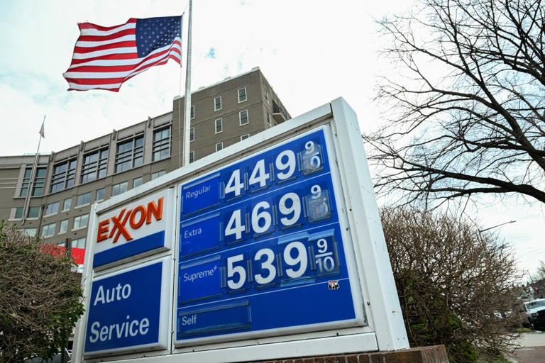 Trump might waive an obscure 100-year-old law to relieve oil and gas ...
