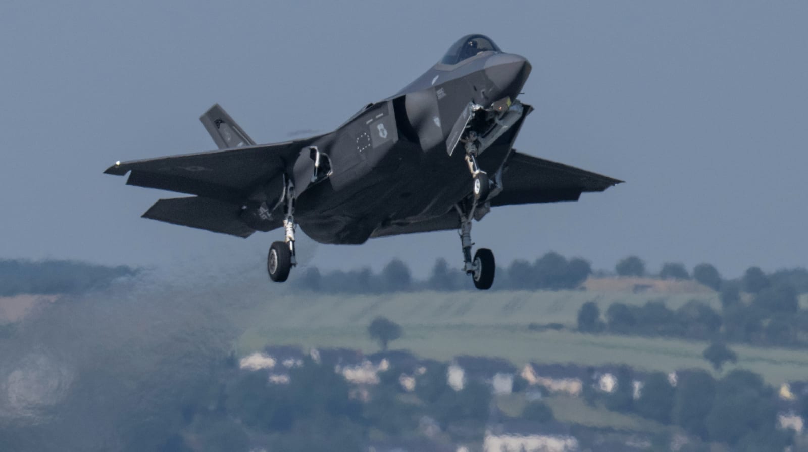Norwegian fighter jets intercept Russian aircraft near country's borders