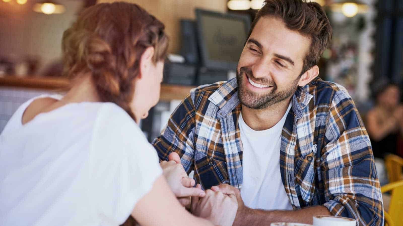 13 red flags people often mistake for signs of love and chemistry