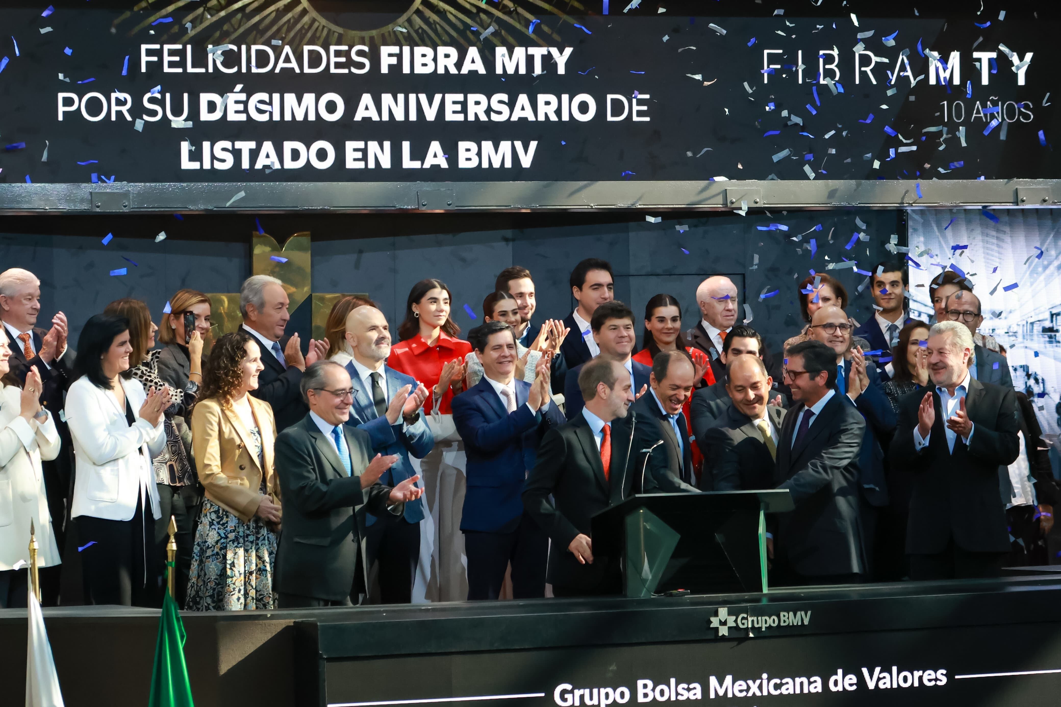 Fibra Mty cae en la BMV tras ganar puja por Macquarie
