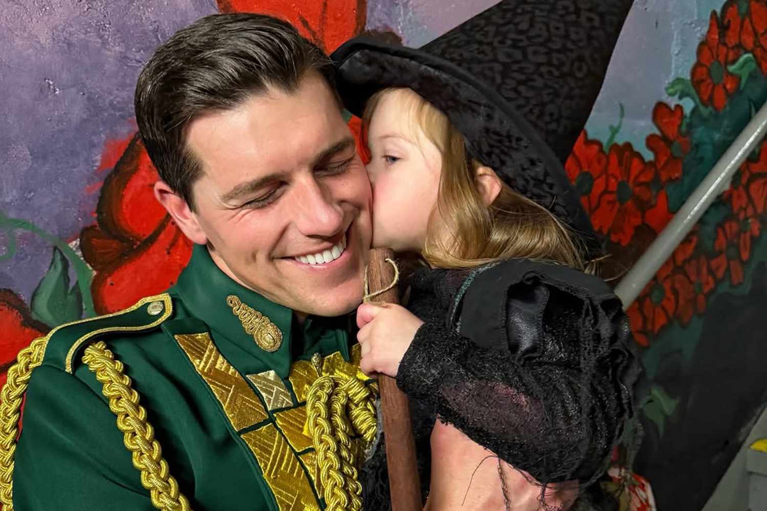 Broadway star Jordan Litz reveals sweet note he wrote to Wicked ...