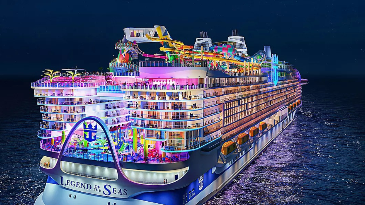 A deep dive into the world’s biggest cruise ship?