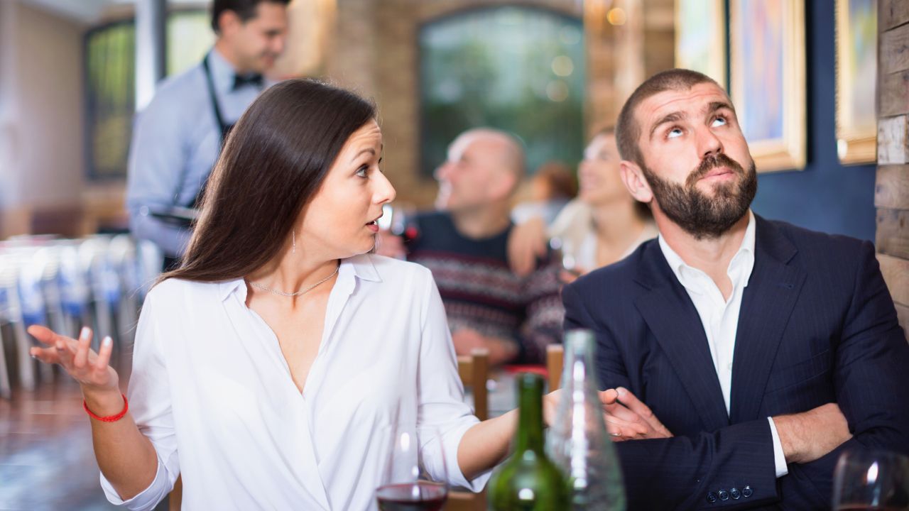 Husband brought a surprise baby to a romantic dinner, then mortified ...